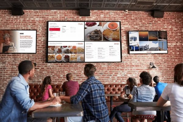 Top 8 Creative Ways & Benefits of Using Restaurant Digital Signage ...